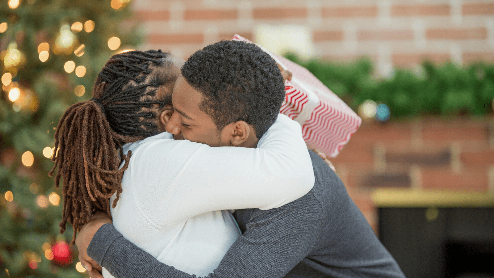 11 Unique Gifts Your Mom Will Love - CollegiateParent